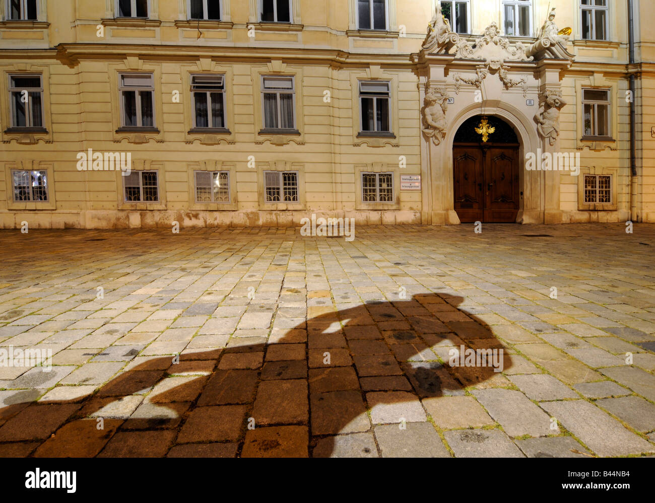 The magnificent Judenplatz at night, with the shadow of the Lessing's ...