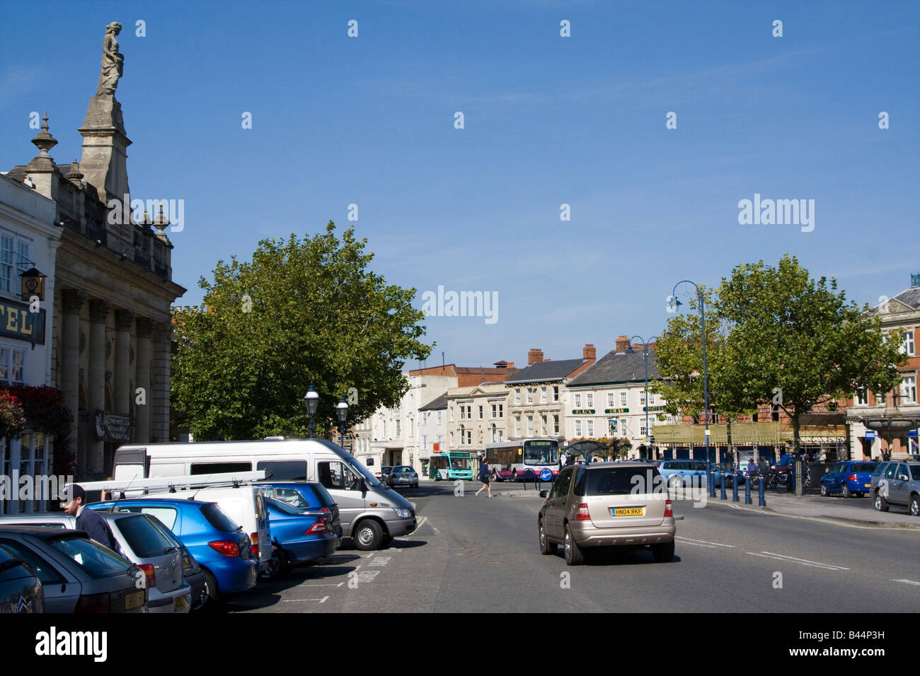Devizes market town centre wiltshire england uk gb Stock Photo - Alamy