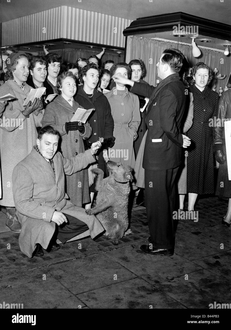 1950s Singers High Resolution Stock Photography and Images - Alamy