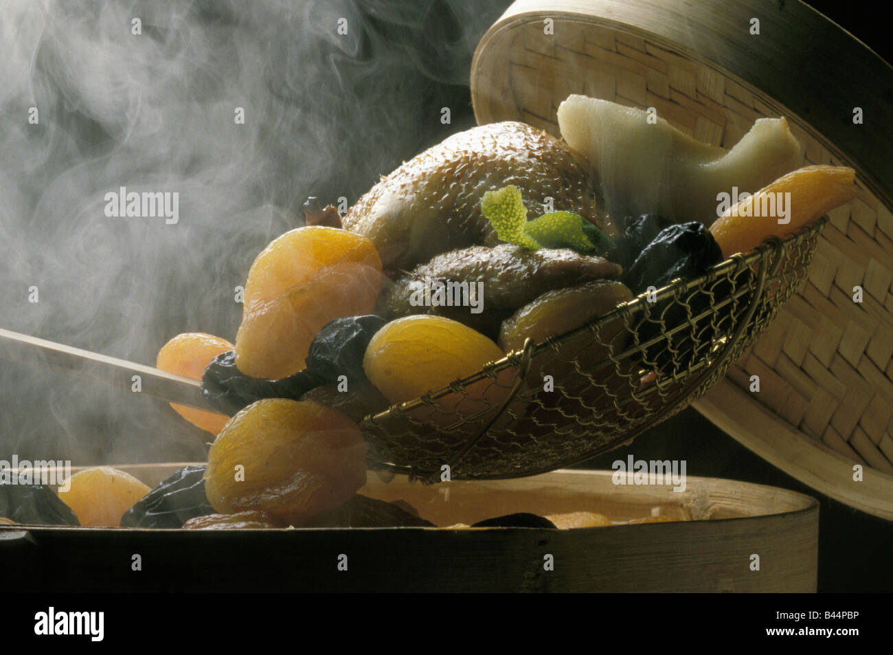 Pigeon lime hi-res stock photography and images - Alamy