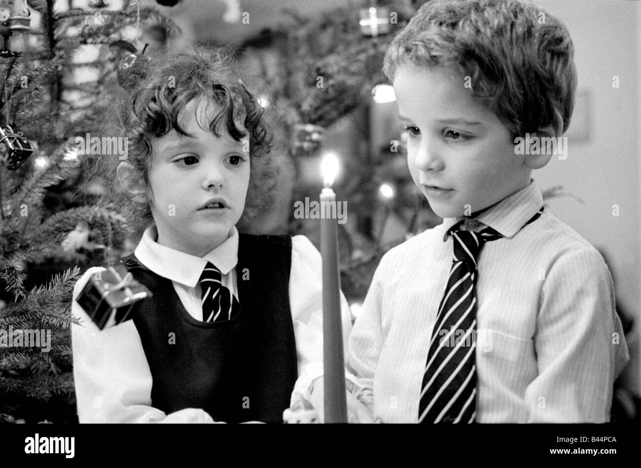 Kate Hurst aged 5 and Shaun Para aged 5 during a Christmas carol ...