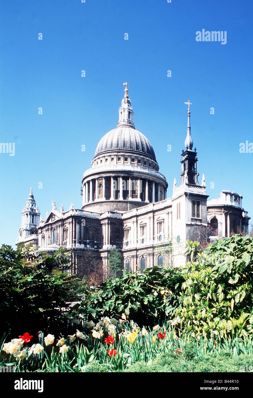 England 1990s hi-res stock photography and images - Alamy
