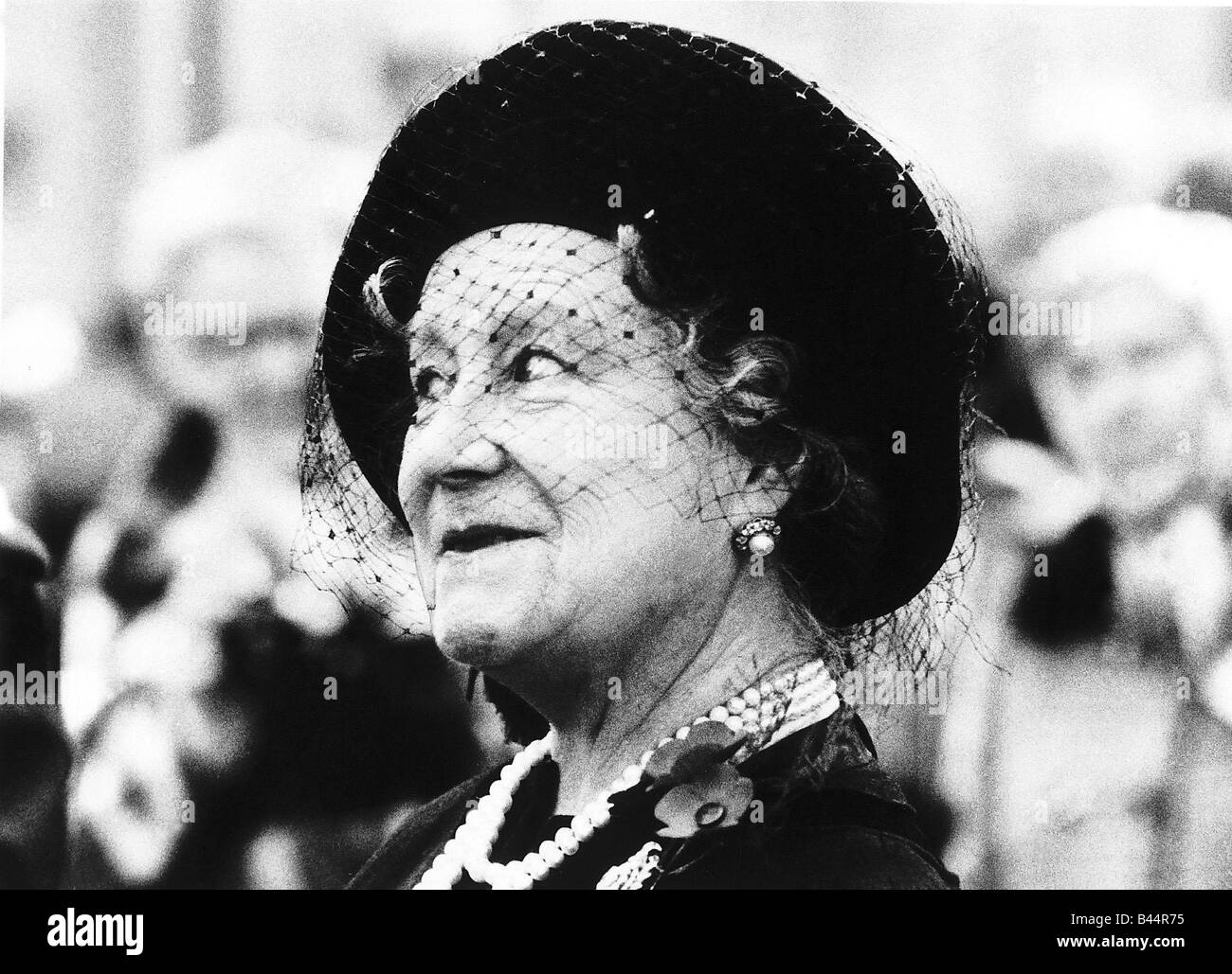 Queen grandmother hi-res stock photography and images - Alamy