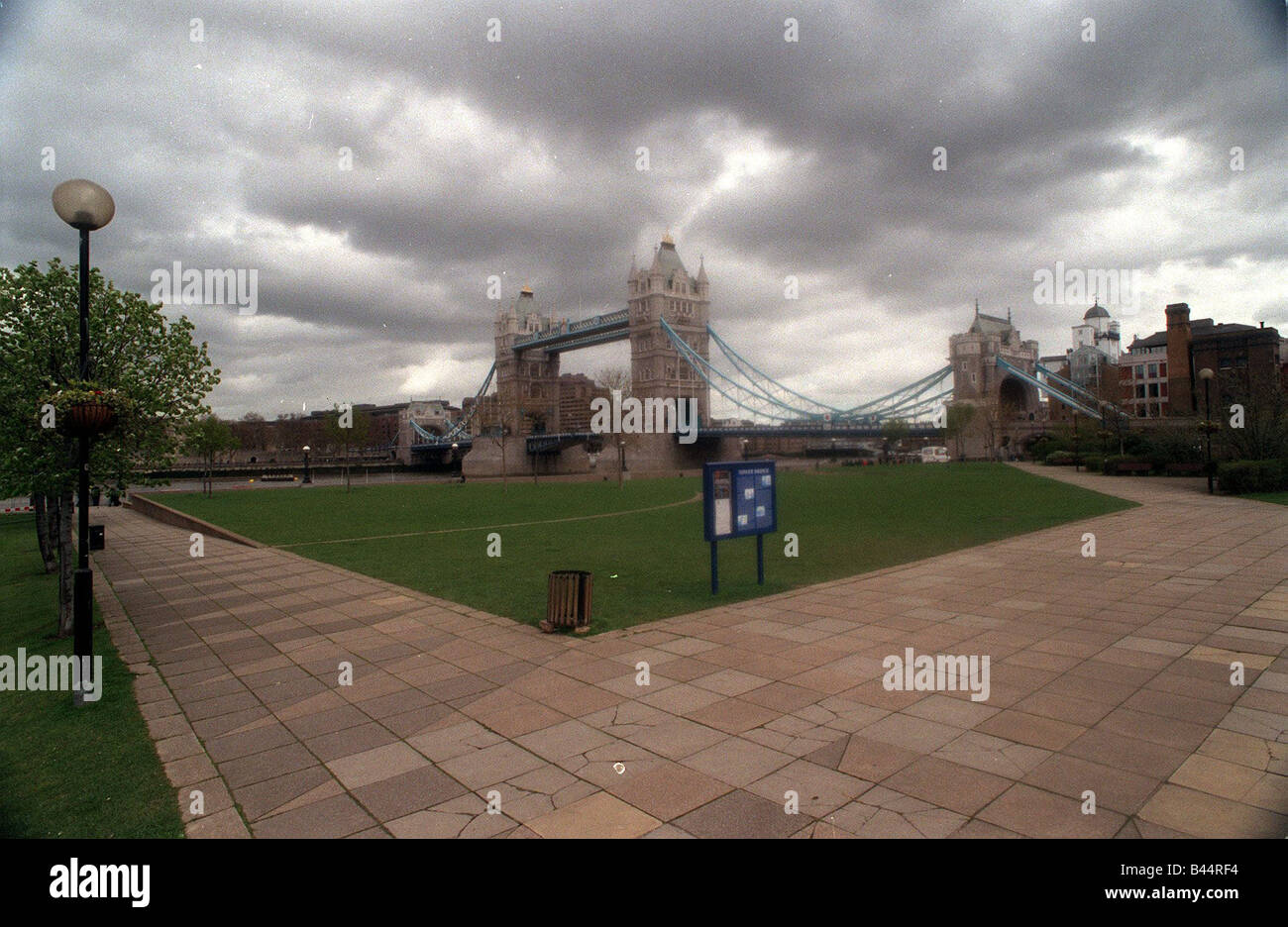 1990s architecture hi-res stock photography and images - Alamy