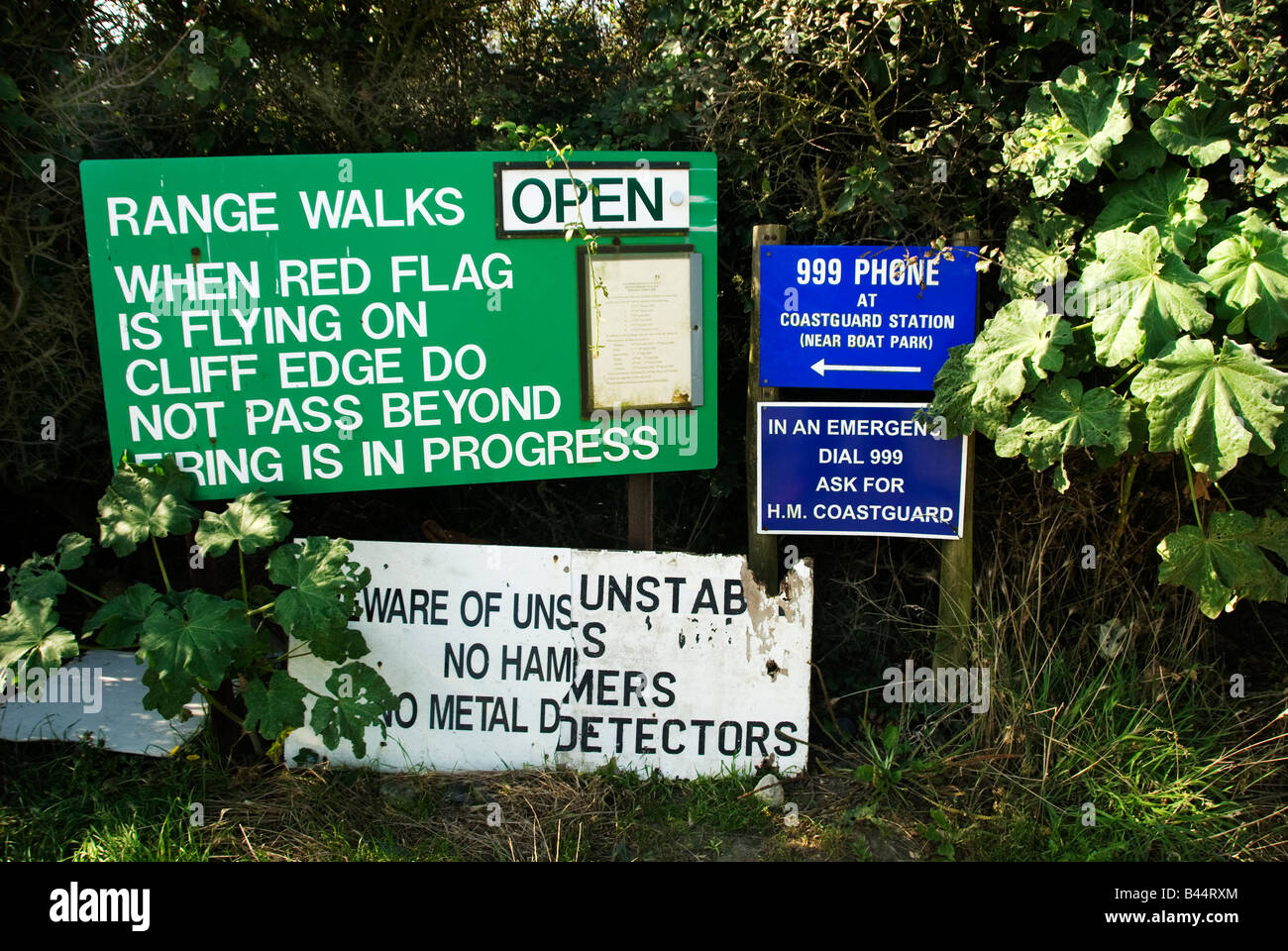 Firing range warning signs hi-res stock photography and images - Alamy
