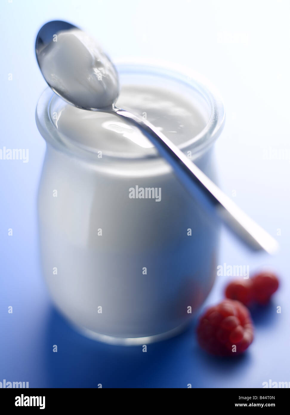 Pot of yoghurt Stock Photo - Alamy