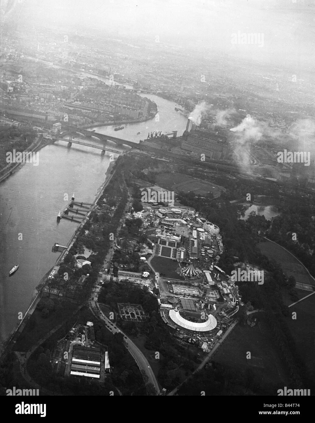 Festival of Britain 1951 An Aerial view of the South Bank site of the ...