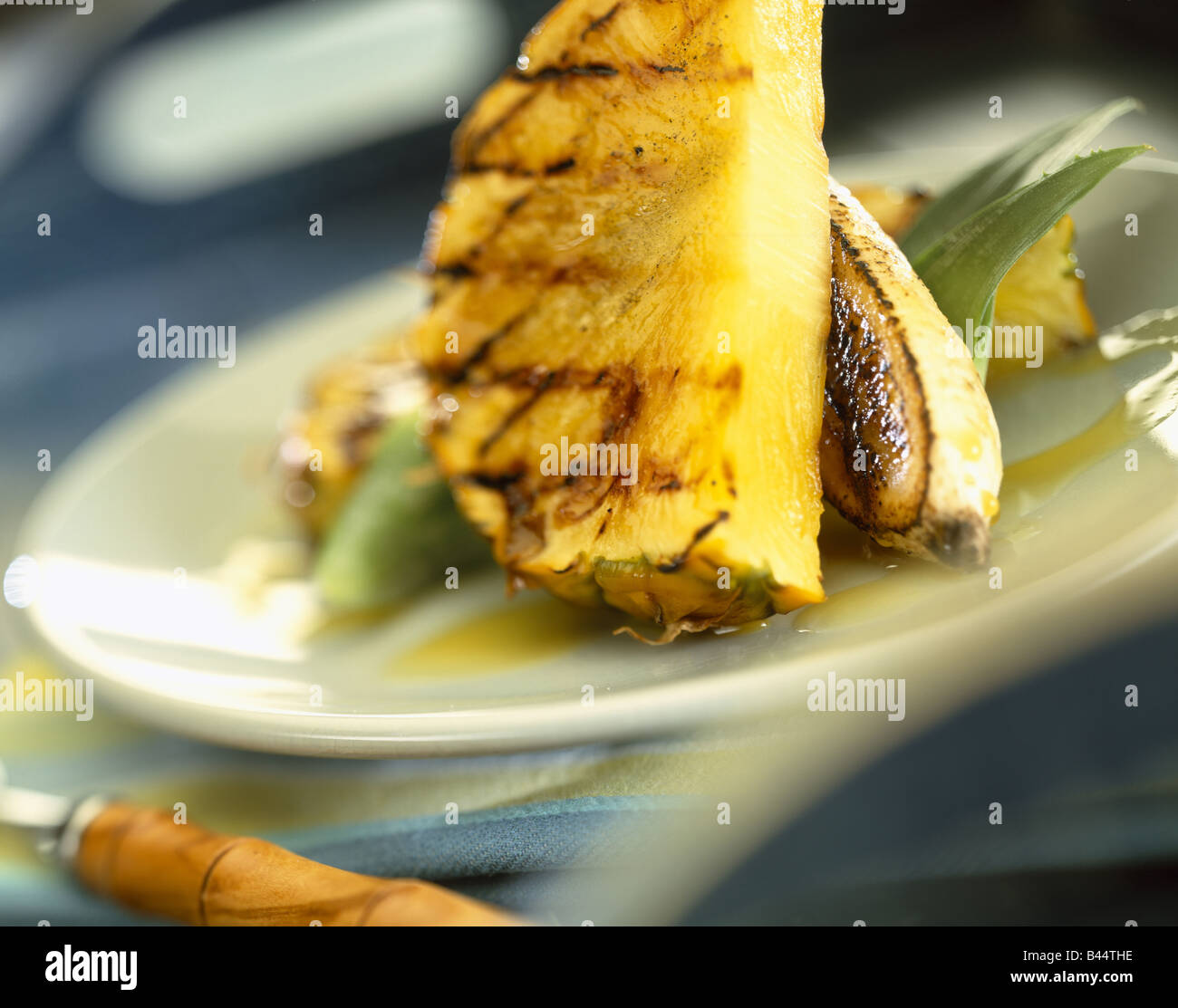Flambéed pineapple hi-res stock photography and images - Alamy