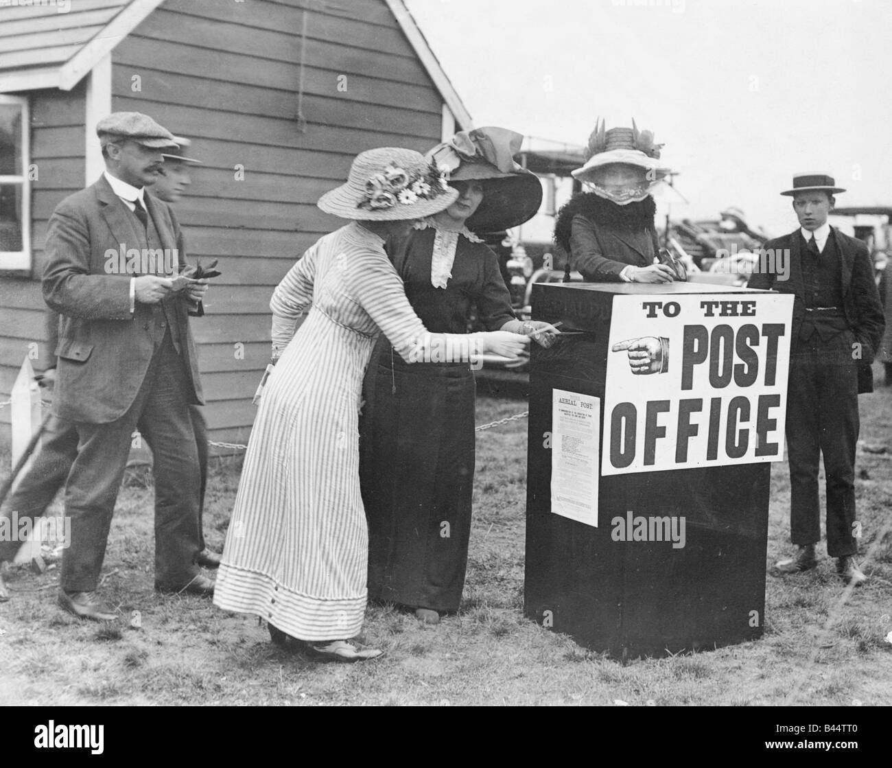 Aviation Air Mail September 1911 People line up to post their letters ...