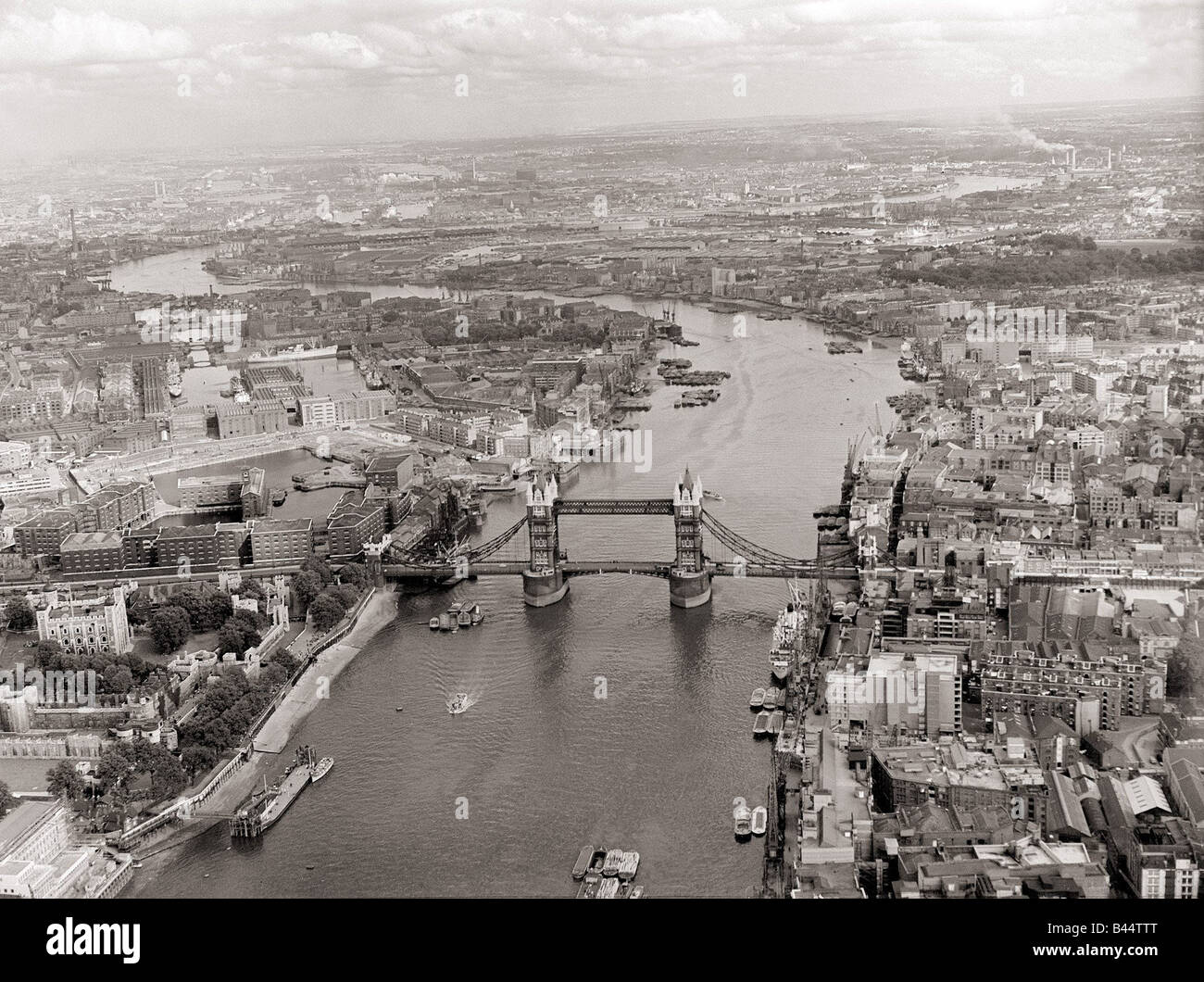 1950s architecture london hi-res stock photography and images - Alamy