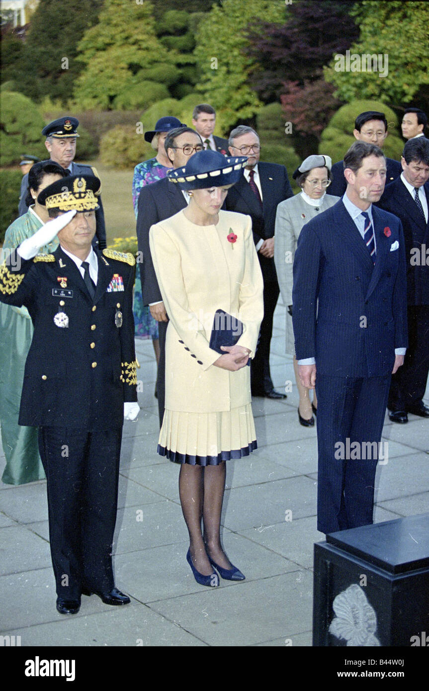Prince charles princess diana visits hi-res stock photography and ...