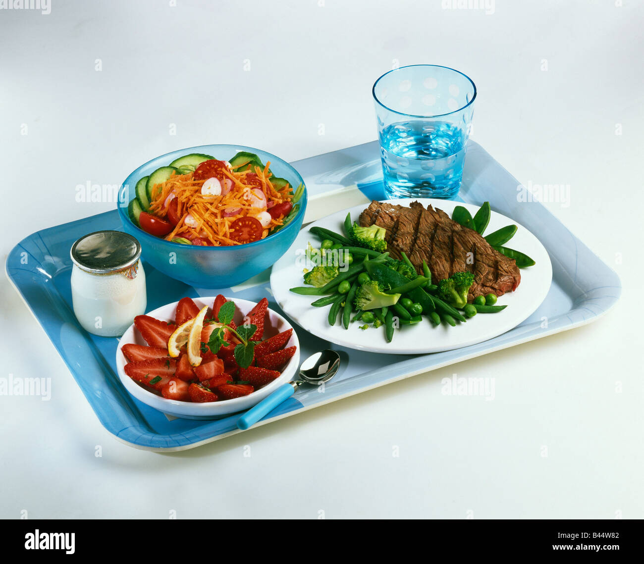 Fruit and yoghurt platter hi-res stock photography and images - Alamy