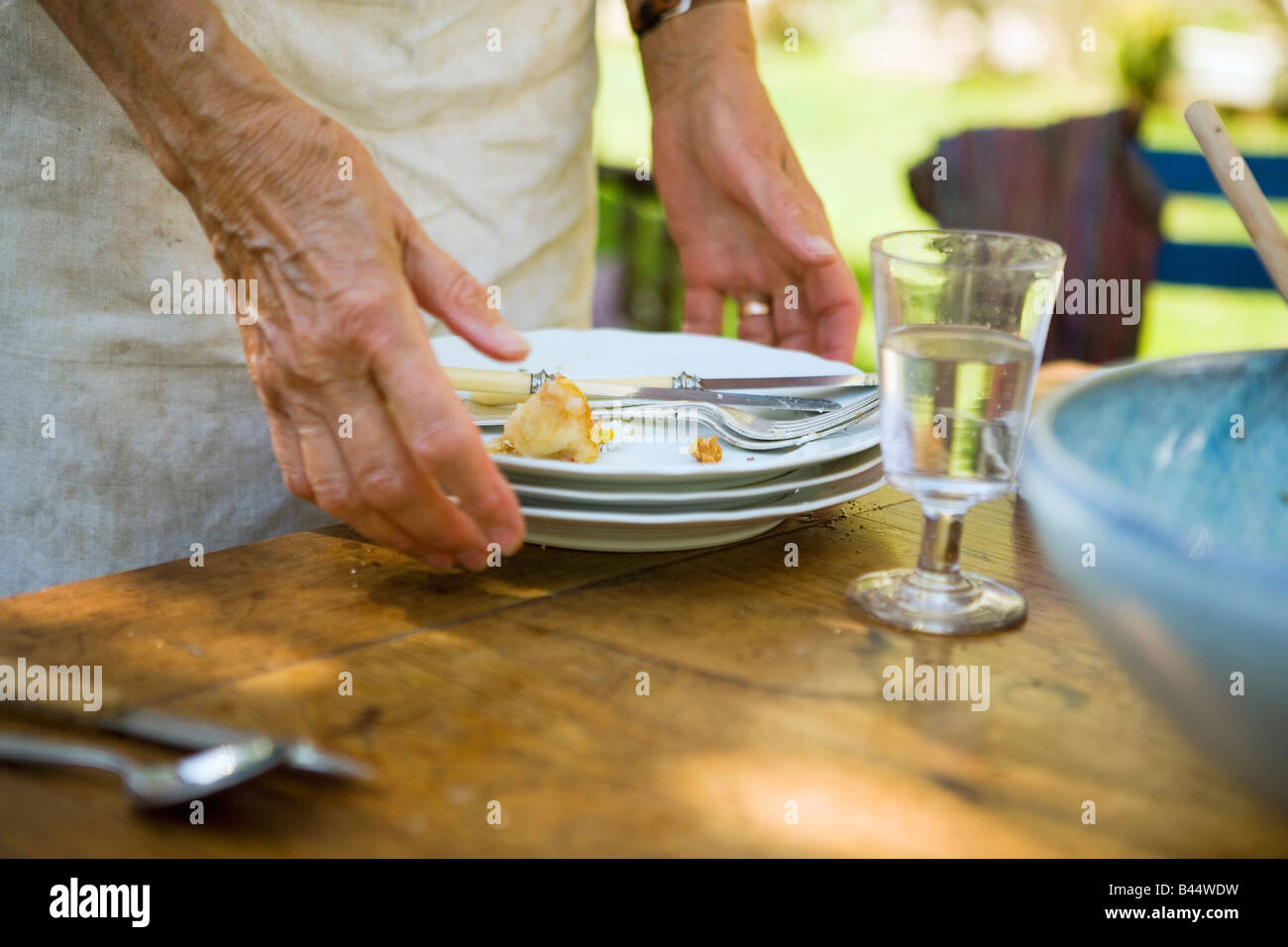 Clearing table hi-res stock photography and images - Alamy