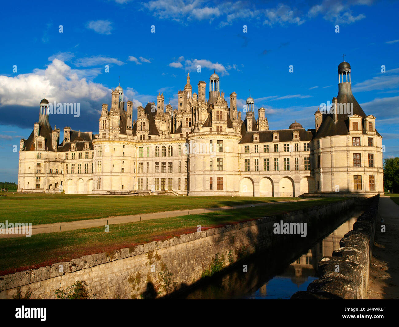 Loire castle, Chateau de Chambord, France Stock Photo - Alamy