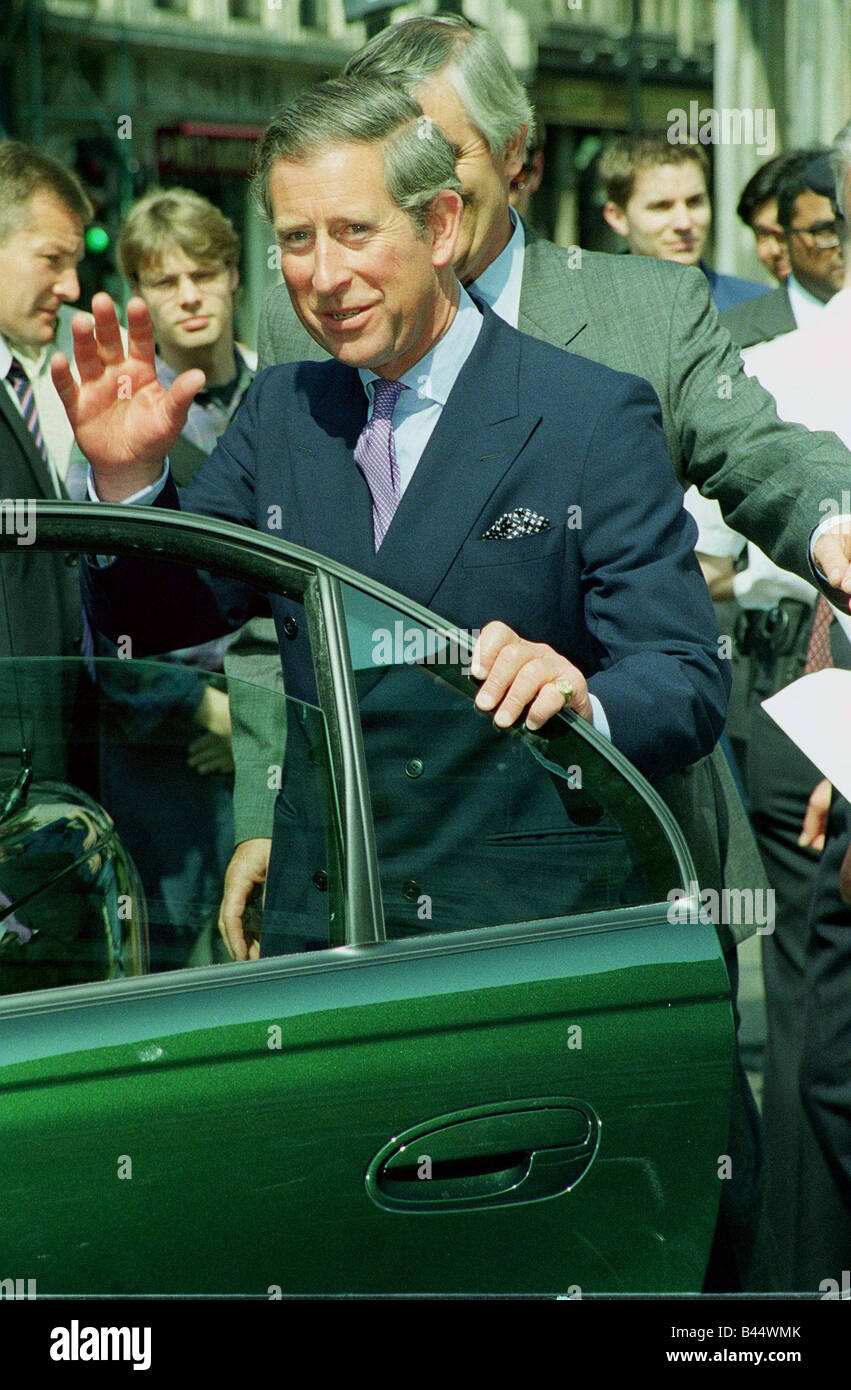 Prince Charles visits the scene of the Soho bomb April 1999 Stock Photo ...