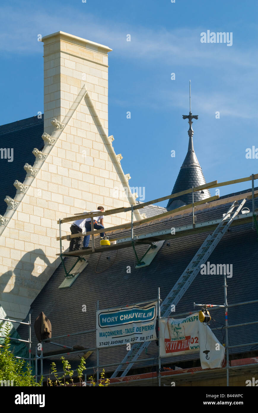 Stone roofing hi-res stock photography and images - Alamy