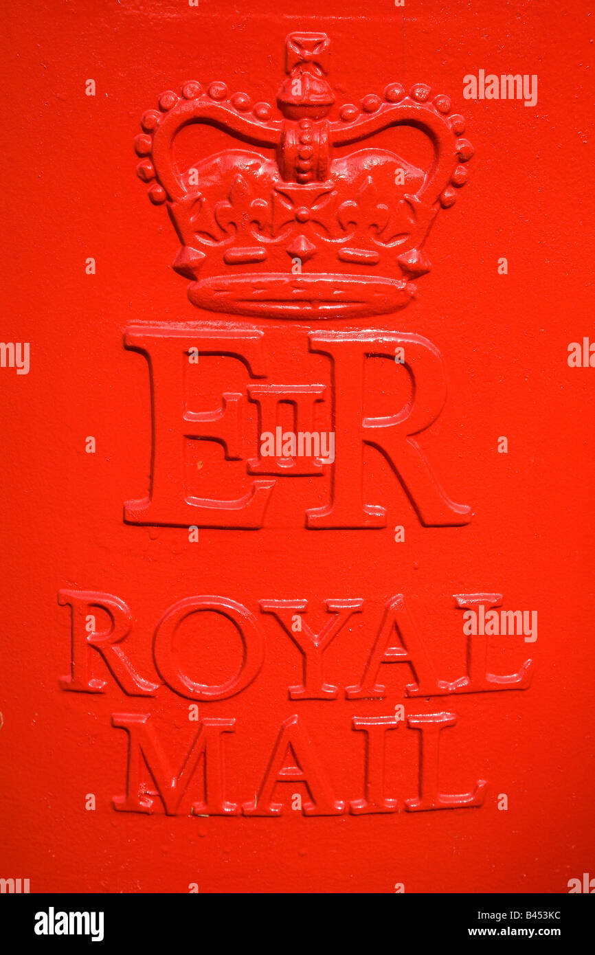 Royal mail crown logo hi-res stock photography and images - Alamy