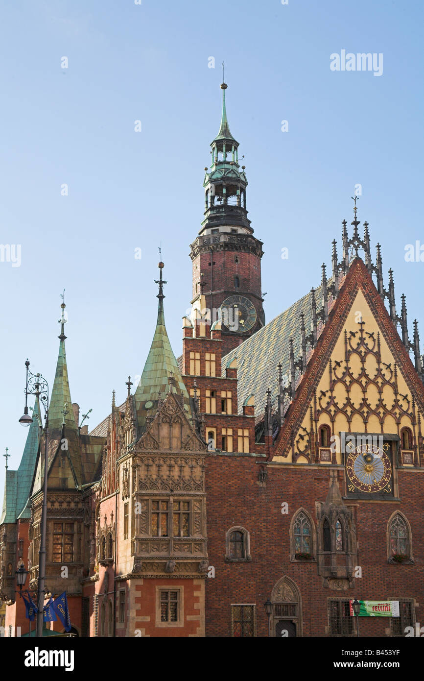 town hall building in Wroclaw, Poland Stock Photo - Alamy