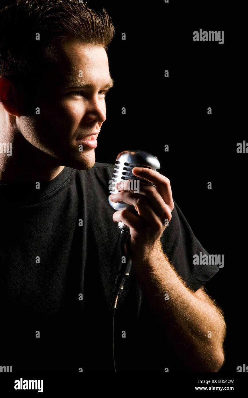 Singers microphone hi-res stock photography and images - Alamy