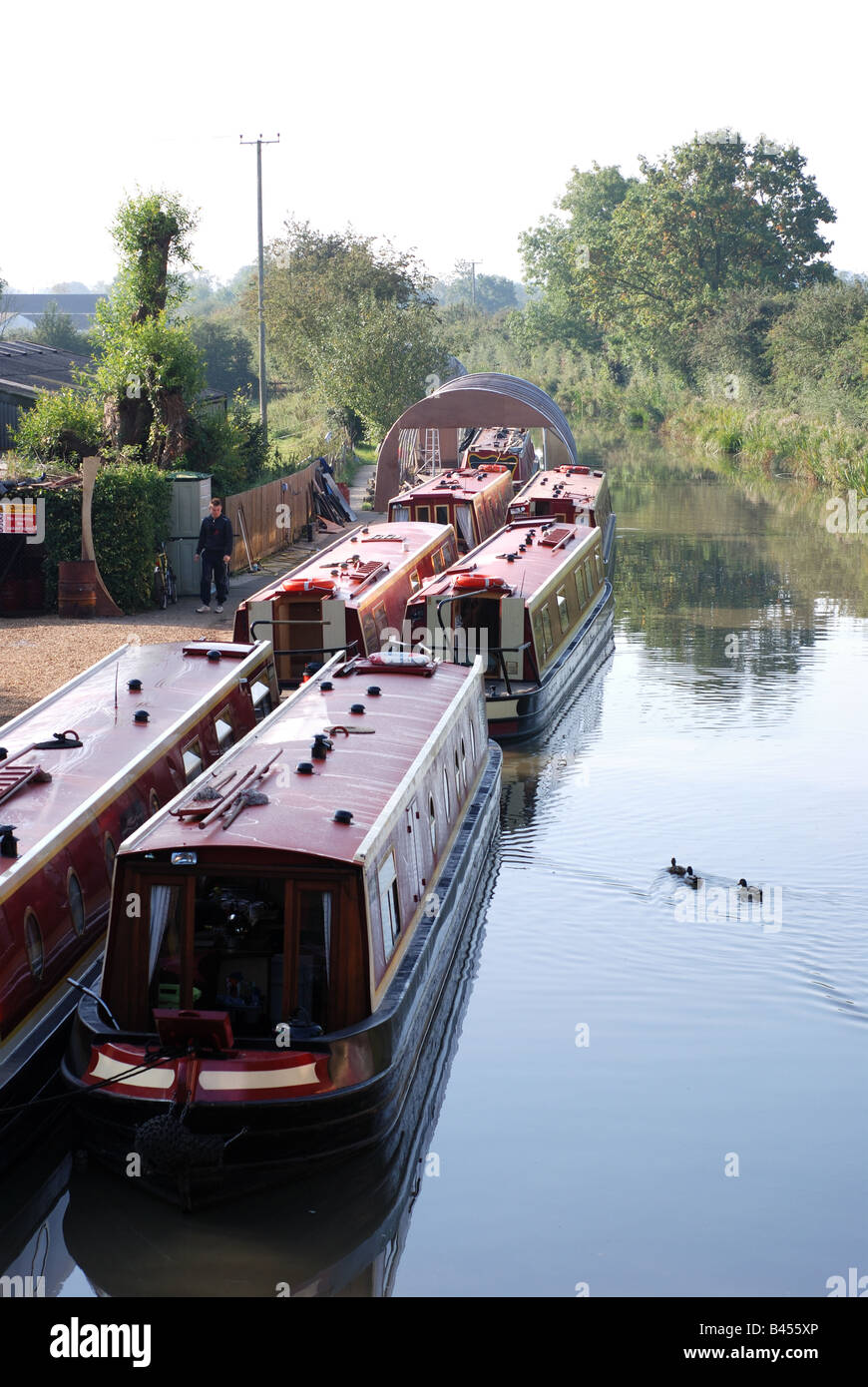 Ashby canal stoke golding hi-res stock photography and images - Alamy