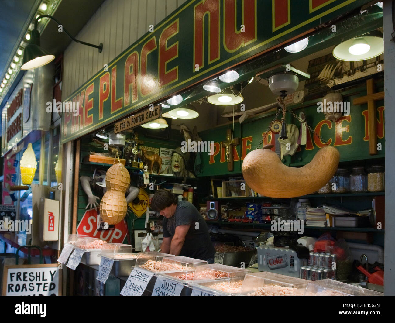 Pike place market seattle hi-res stock photography and images - Alamy