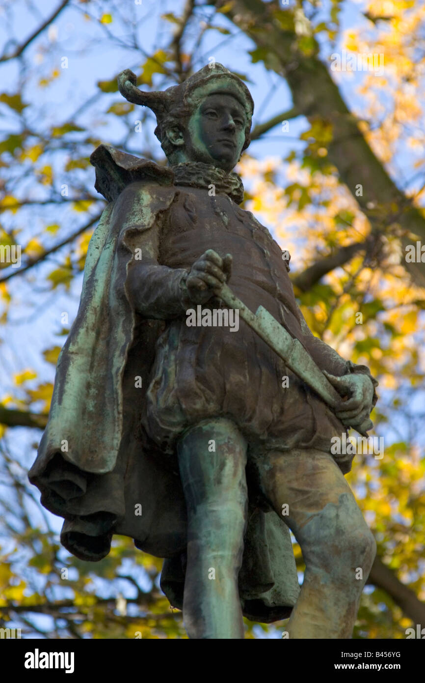 Public gardens of the Place du Petit Sablon in the upmarket and ...