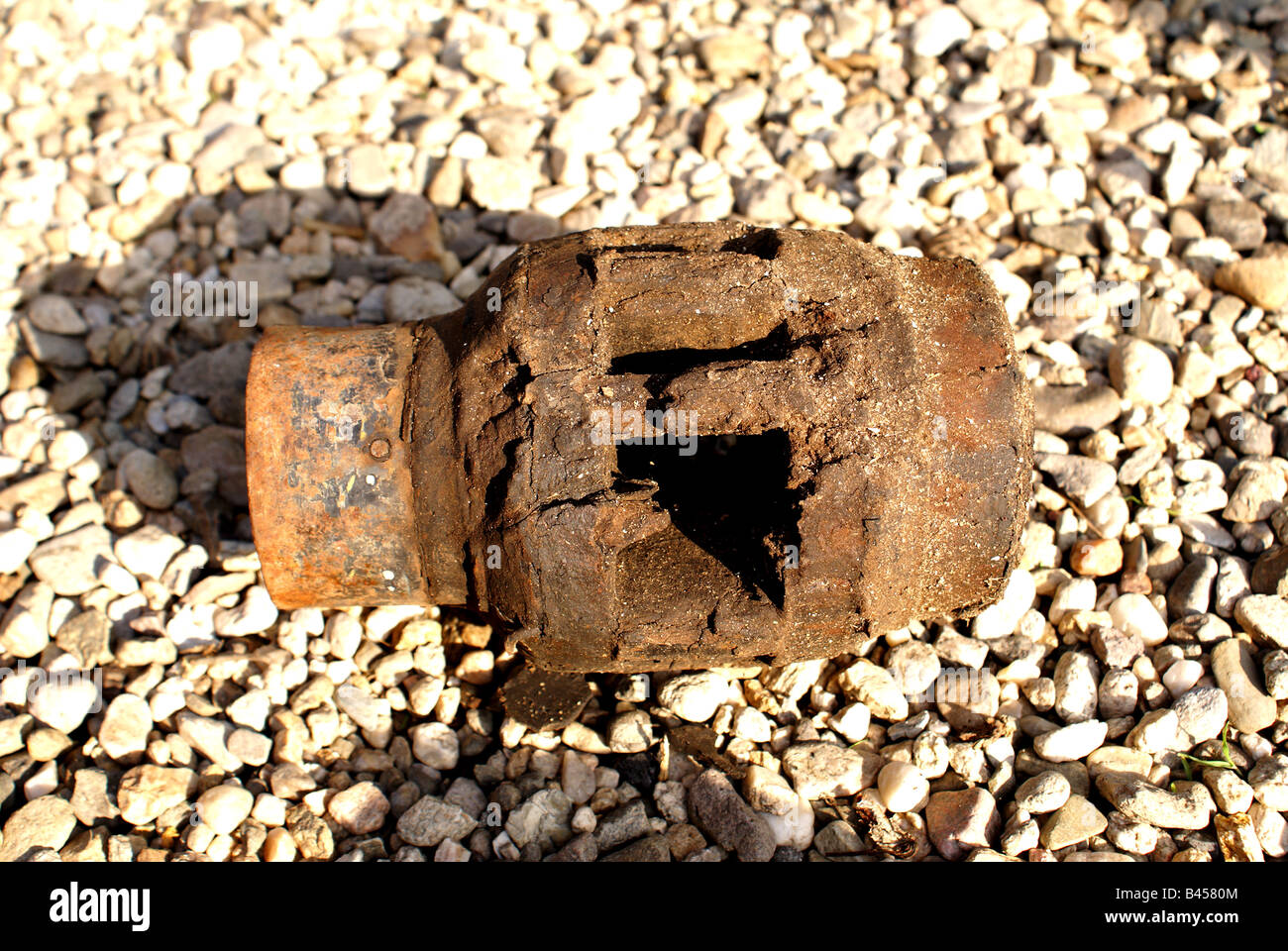 Nave of an old wheel Stock Photo - Alamy