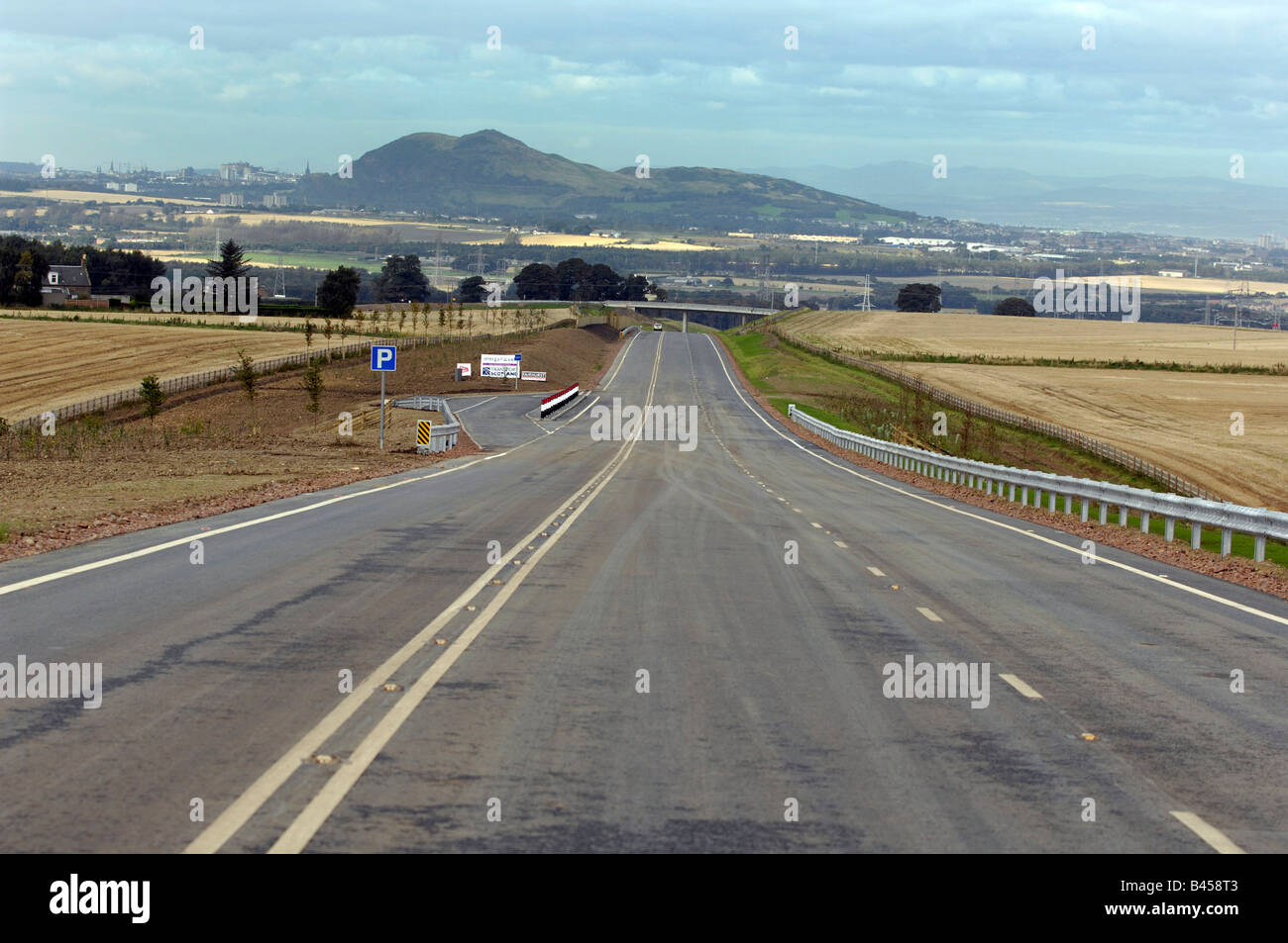 Bypass road hi-res stock photography and images - Alamy