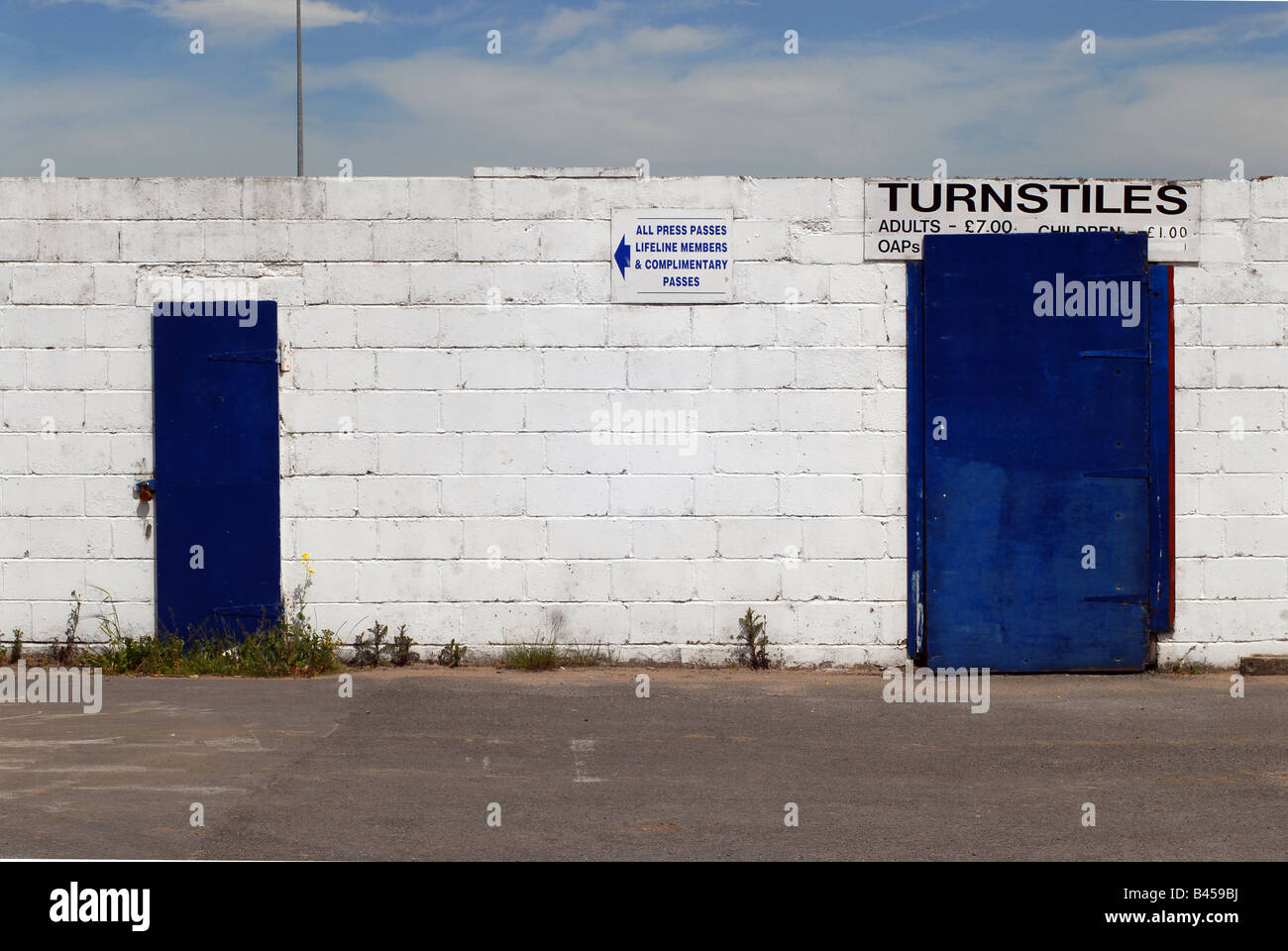 Football turnstile hi-res stock photography and images - Alamy