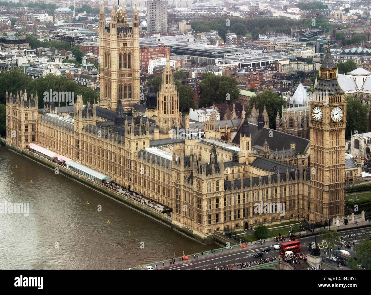 London Big Ben Clock Tower and Parliament Building Stock Photo - Alamy