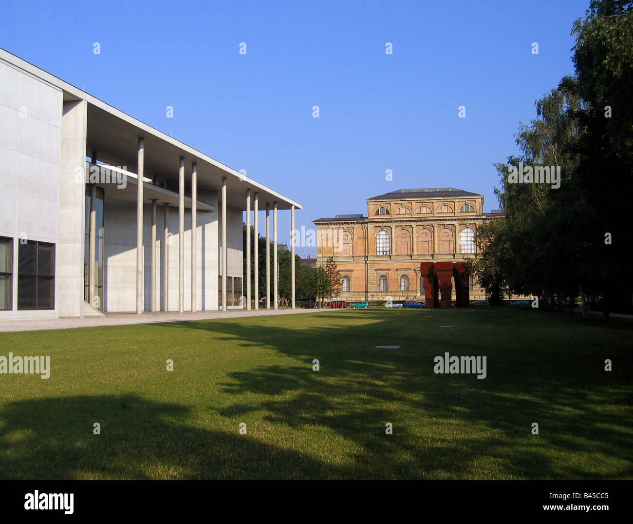 Old pinacotheca alte pinakothek exterior view hi-res stock photography ...