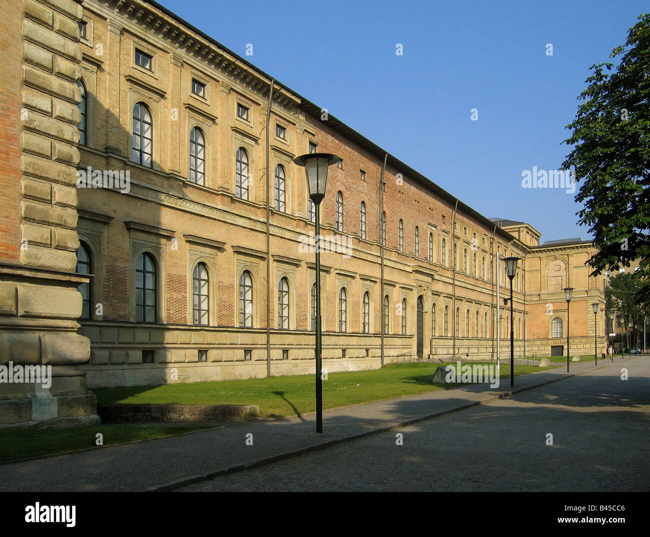 Old picture gallery (alte pinakothek) hi-res stock photography and ...