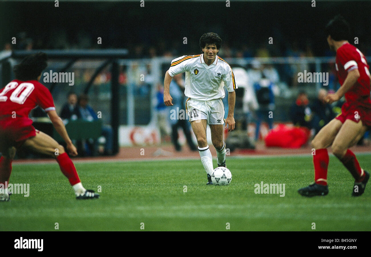 Sport / Sports, soccer, football, World Cup 1990, final round, group ...