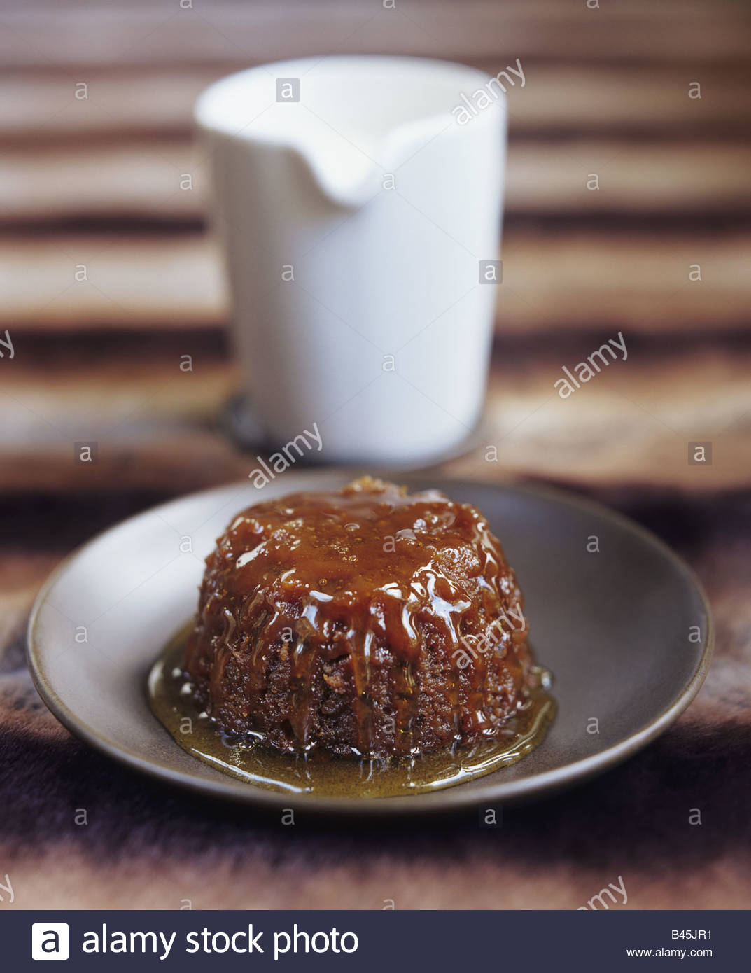 Treacle Sponge Pudding Stock Photos & Treacle Sponge Pudding Stock ...