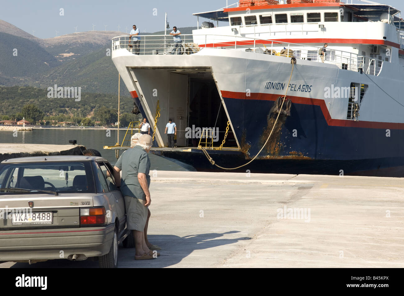 Ferry boat arriving Sami Kefalonia Stock Photo - Alamy
