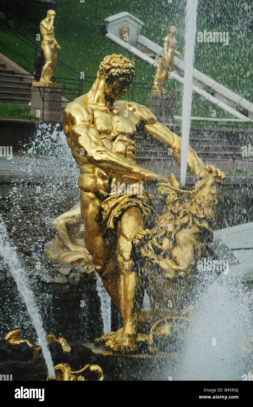 Samson Fountain in Peterhof Stock Photo - Alamy