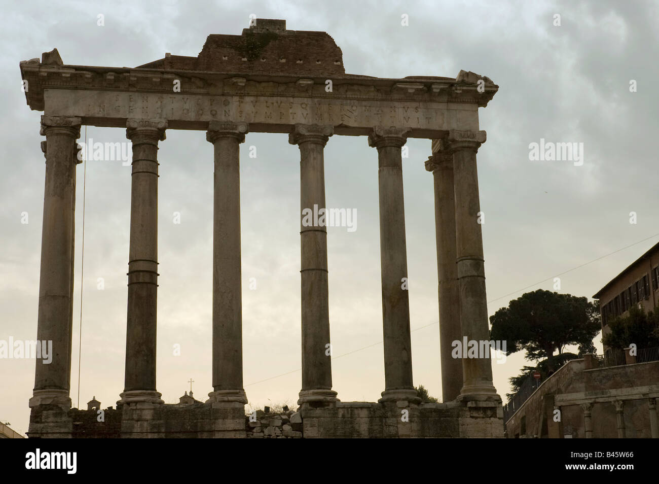 Temple of Saturn, Rome, Italy Stock Photo - Alamy