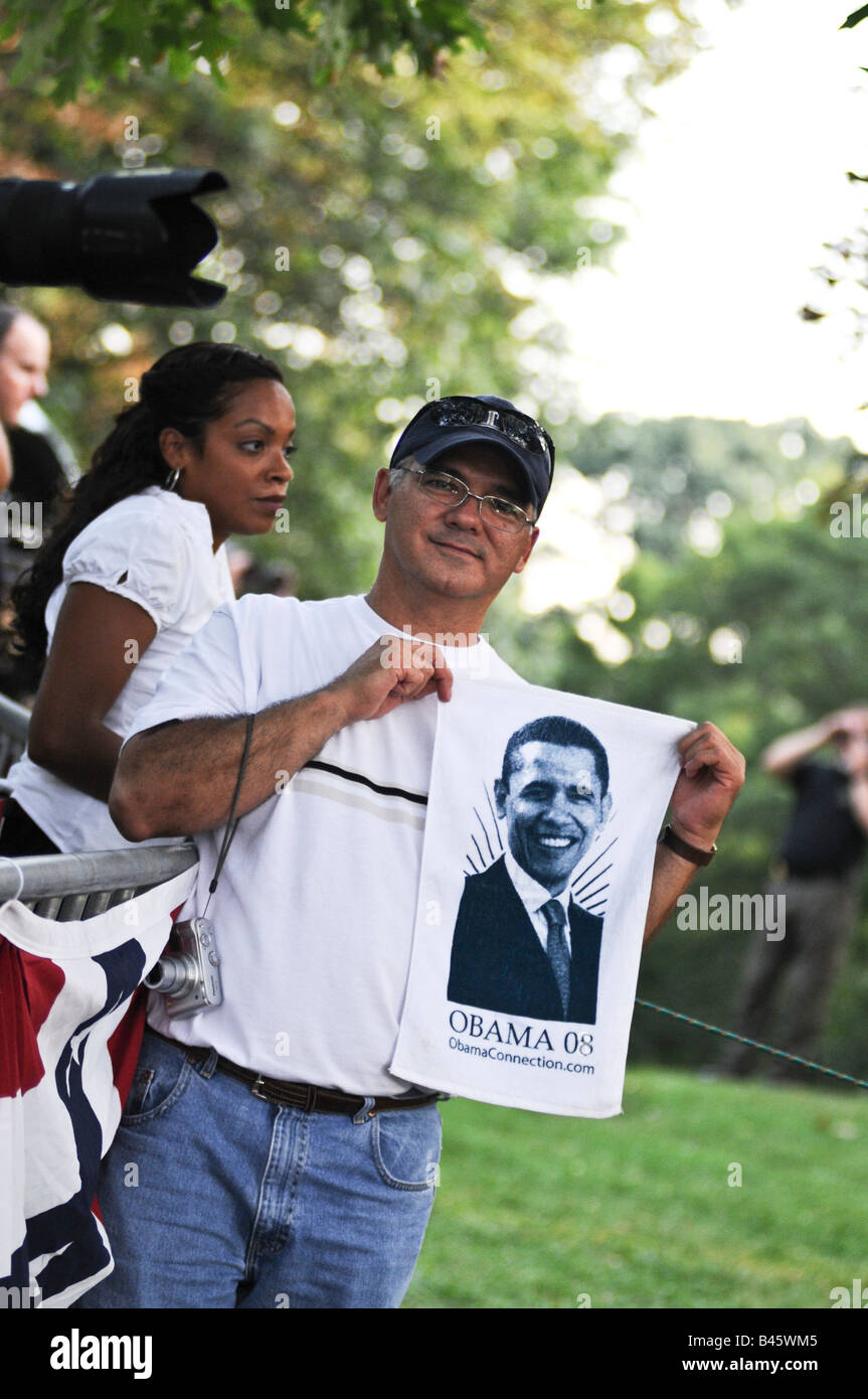 Senator barack obama speaker hi-res stock photography and images - Alamy