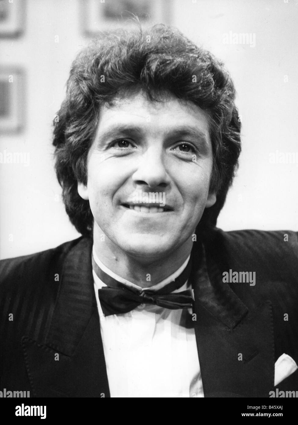 Schanze, Michael, * 15.1.1947, German moderator and singer, portrait ...