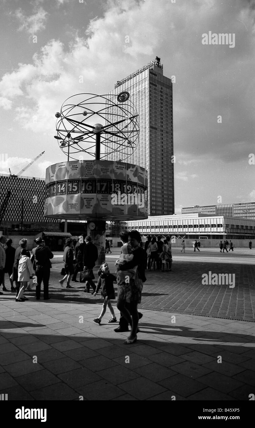 geography/travel, Germany, Berlin, squares, Alexanderplatz, World Time ...