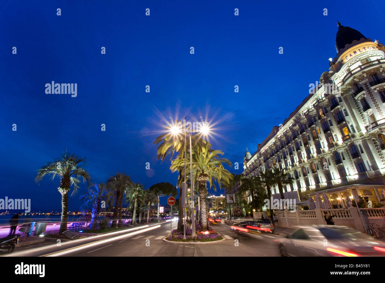 France, Cote d'Azur, Cannes, Boulevard de la Croisette, Carlton ...