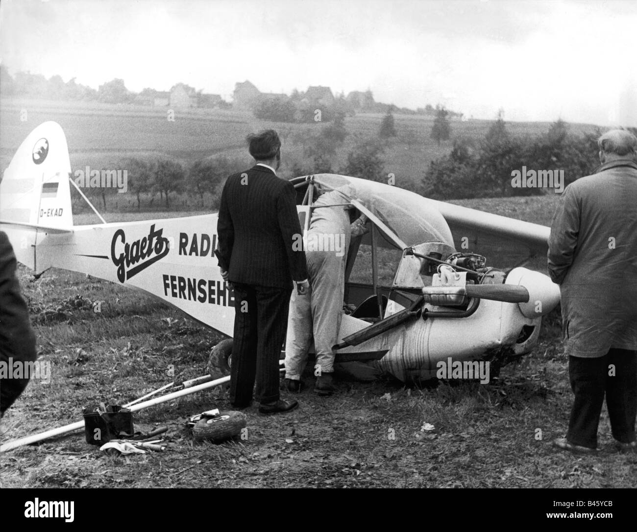 Historical aviation events hi-res stock photography and images - Alamy
