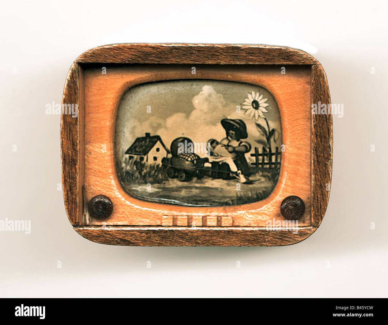 Toy tv set hi-res stock photography and images - Alamy