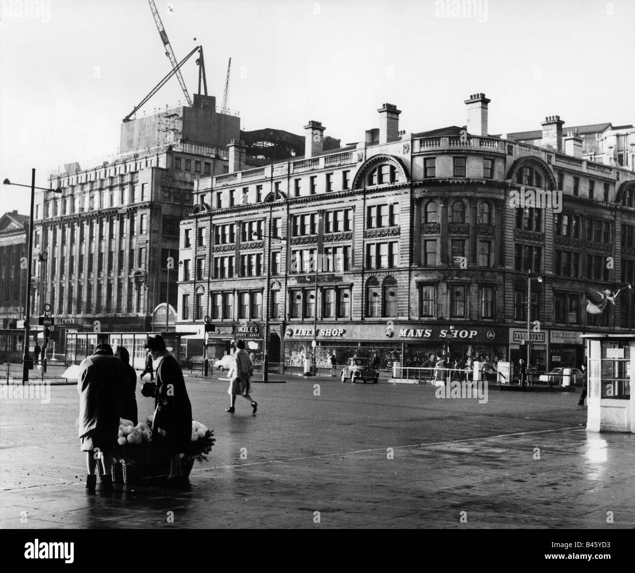 Manchester 1960s hi-res stock photography and images - Alamy