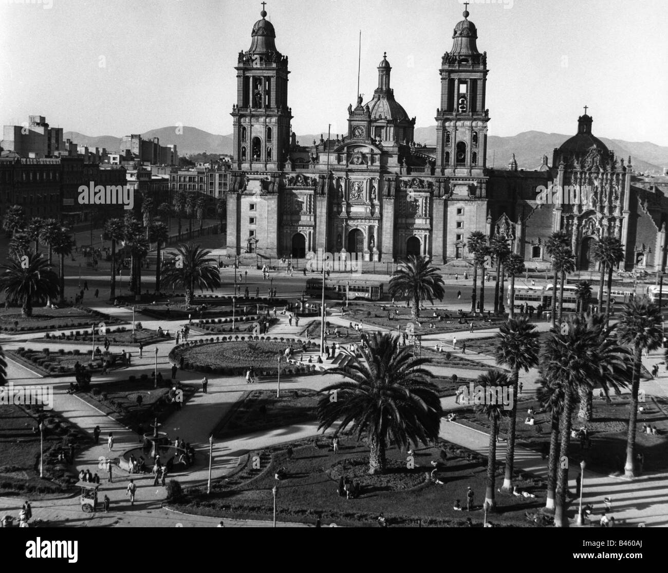 Mexico 1950s church hi-res stock photography and images - Alamy