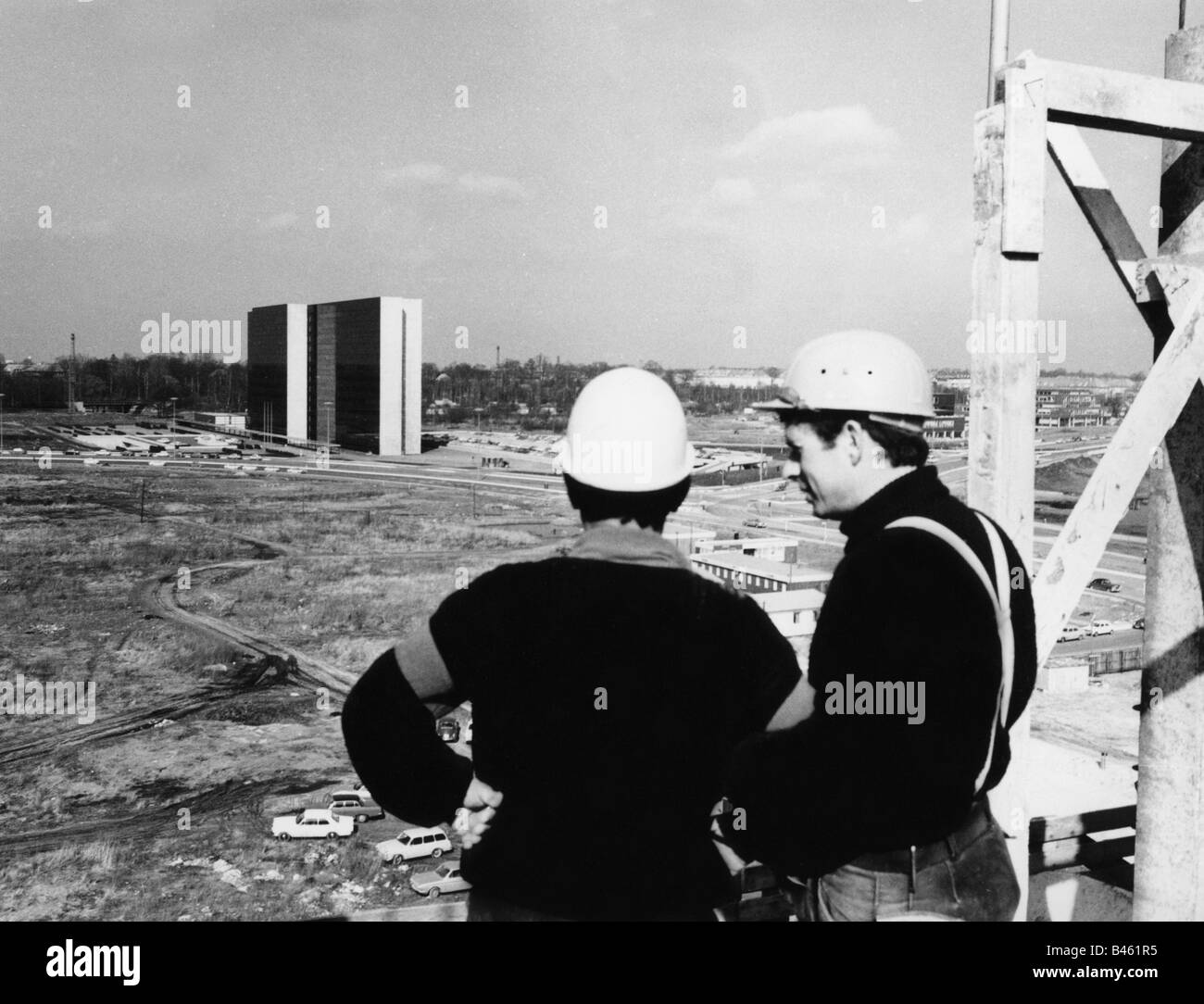 1960s construction worker hi-res stock photography and images - Alamy