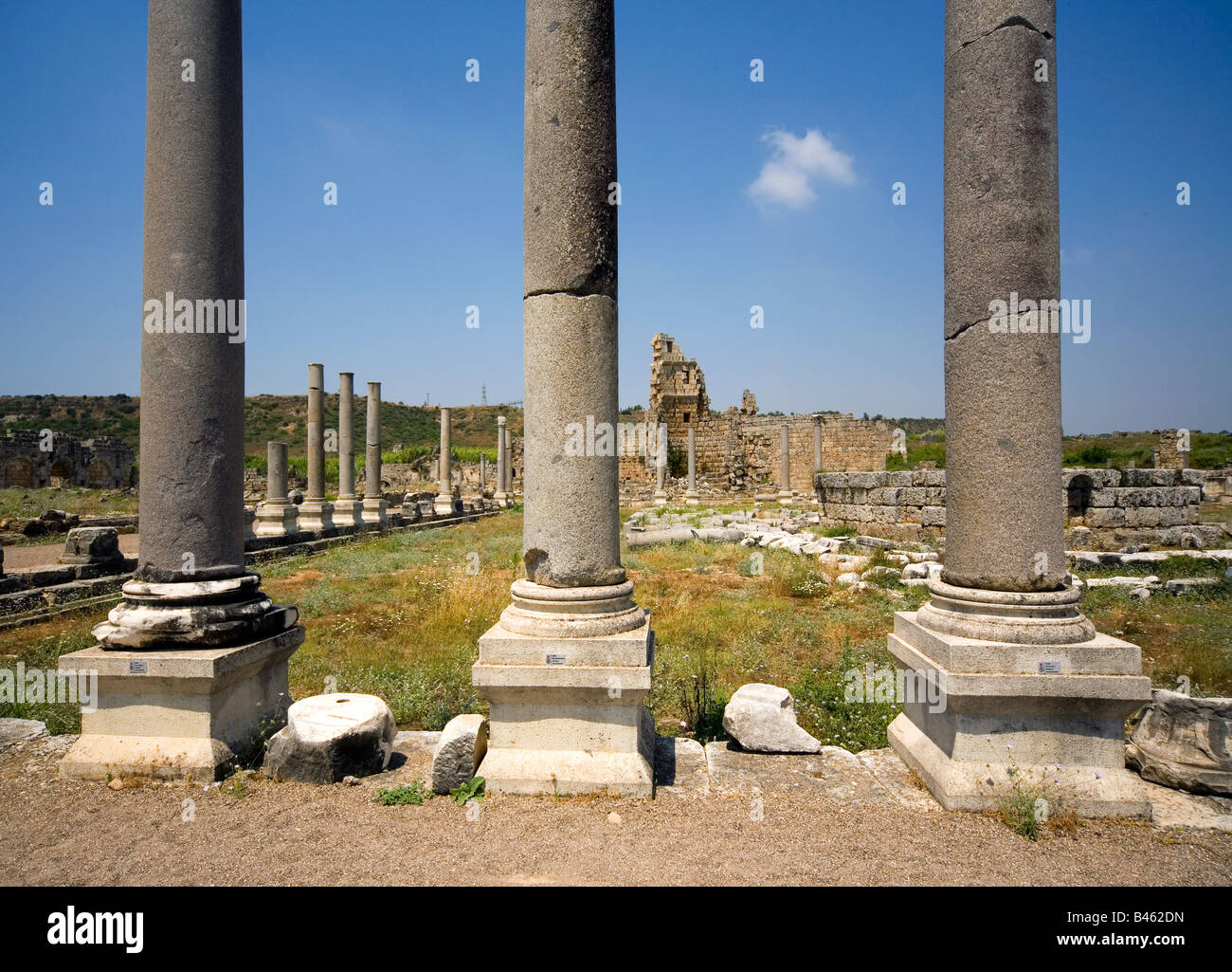 Ancient Perge ruins Turkey Stock Photo - Alamy