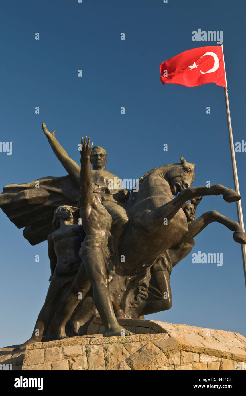 Ataturk statue Antalya Turkey Stock Photo - Alamy