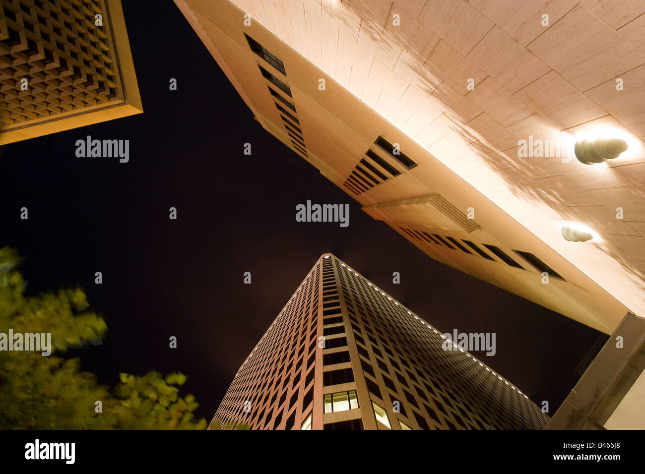 Very low angle buildings hi-res stock photography and images - Alamy