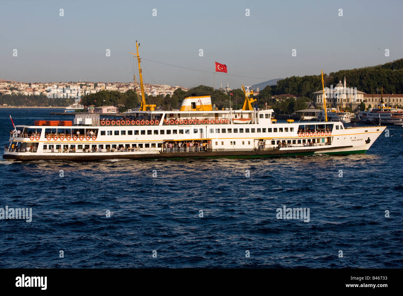 Ferry Boat crossing the Bosphorus Istanbul Stock Photo - Alamy